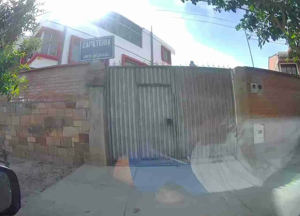 Ayakkabı tamiri Shoe Store, Cochabamba, foto