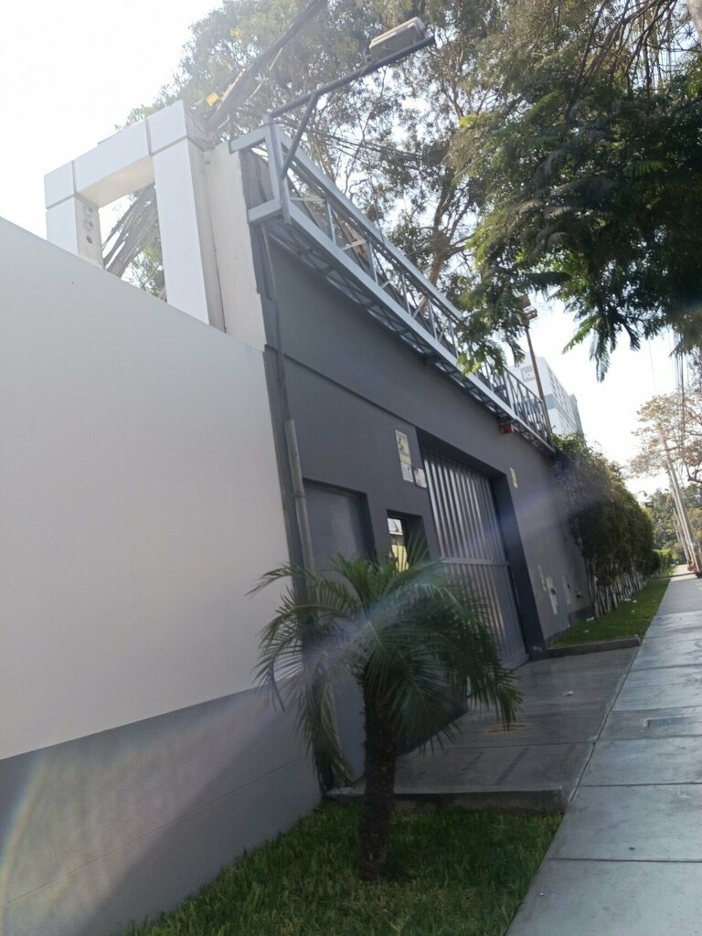 Tıbbi laboratuvarlar Swiss Chemistry, Lima, foto
