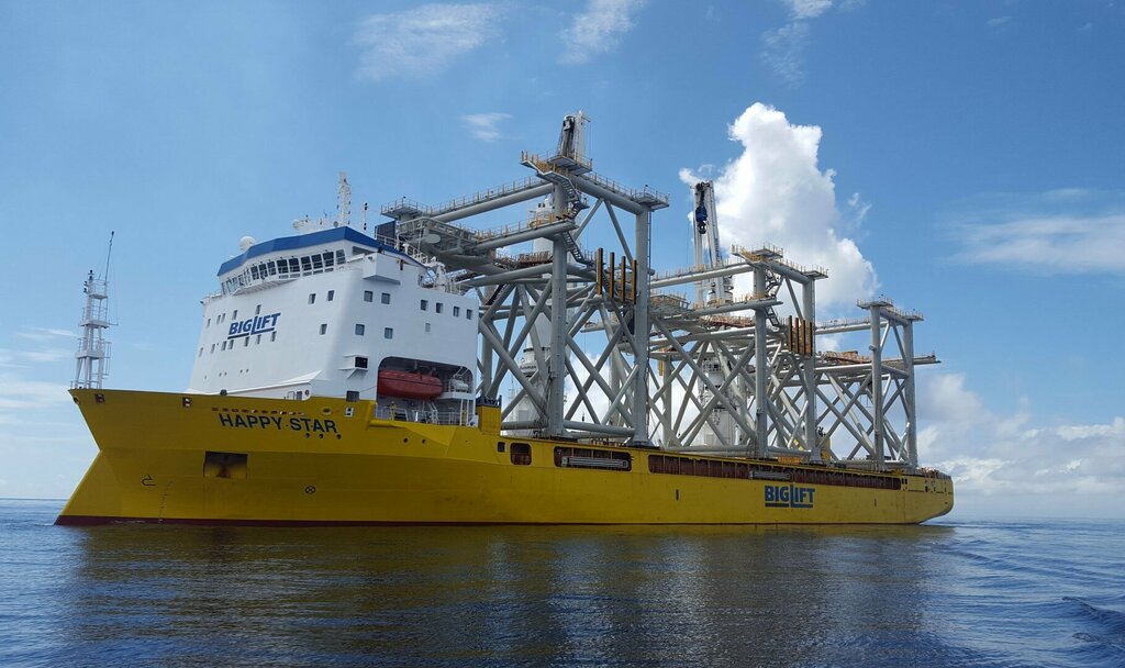 Deniz taşımacılığı Big Lift Shipping, Dubai, foto