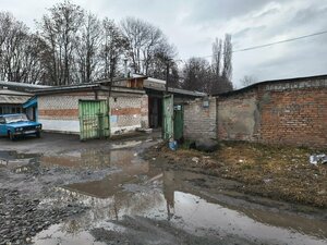 Ходовик (Republic of Severnaya Ossetia-Alania, Vladikavkaz, 5-y mikrorayon), otomobil servisi  Vladikavkaz'dan