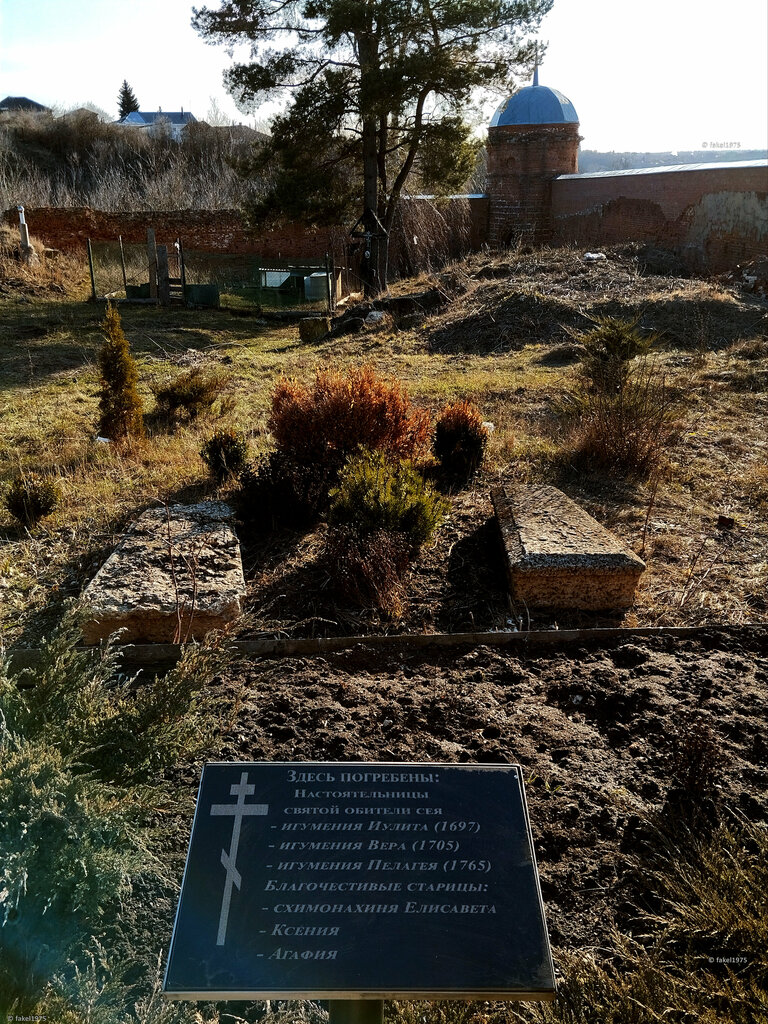 Mezarlıklar Старое монастырское кладбище, Yelets, foto