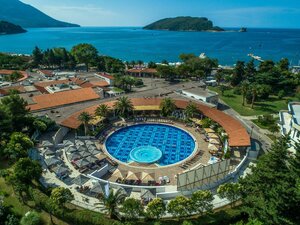 Hotel Slovenska Plaža Lux (ploshchad Svobody No:2, gorodskoye naselye Budva), otel  Dünya'dan
