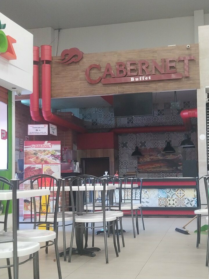 Dış kaplama Cabernet, Santa‑Krus, foto