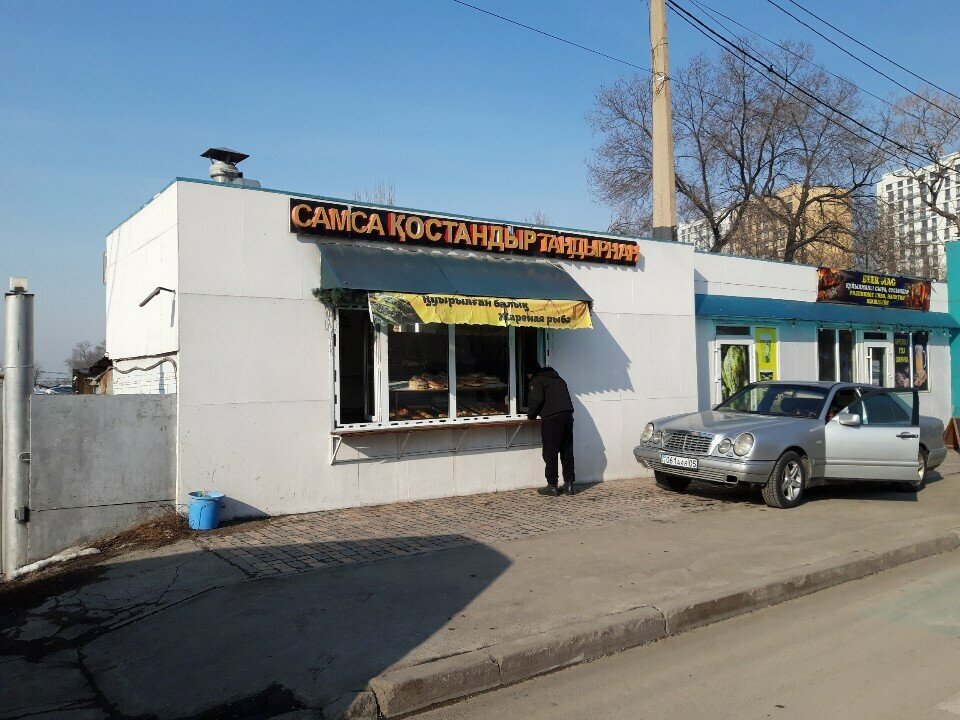 Fast food Tandoor samsa, Almatı, foto