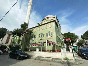 Varnalı Galip Bey Cami (İstanbul, Maltepe, Altıntepe Mah., Galip Bey Cad., 89), cami  İstanbul'dan