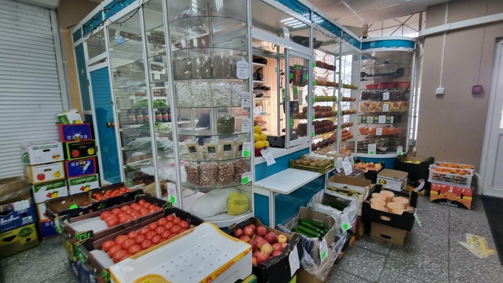 Manavlar Магазин овощей и фруктов, Irkutsk, foto