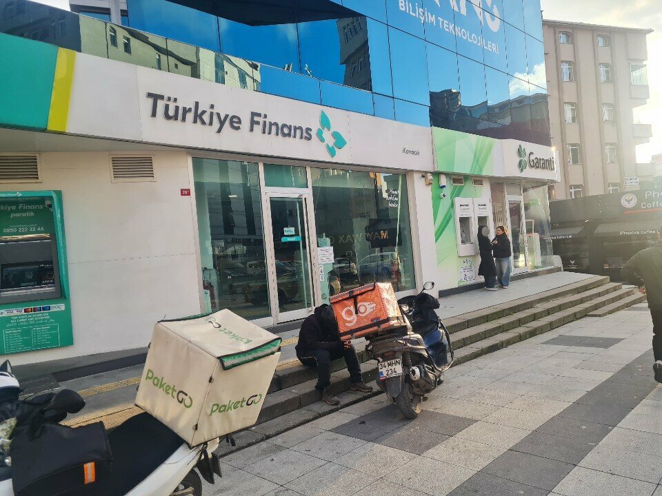 ATM'ler Garanti, İstanbul, foto