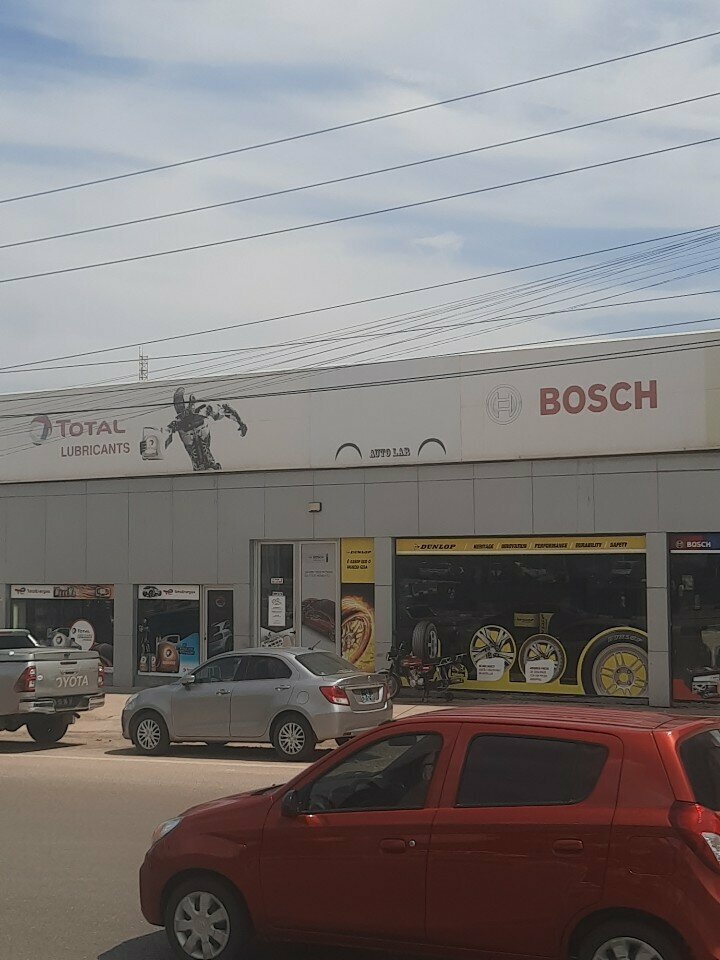 Yağlama ürünleri Total Lubrificante, Loanda, foto