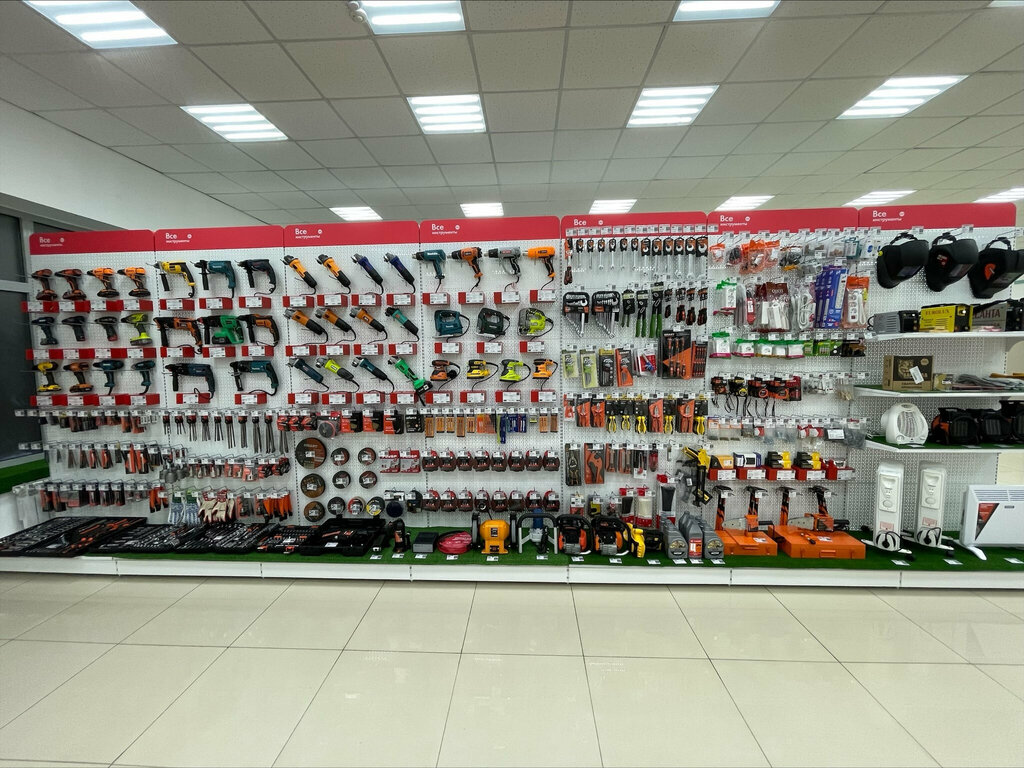 Elektrik ve benzinle çalışan aletler Vseinstrumenti.ru, Astrahan, foto