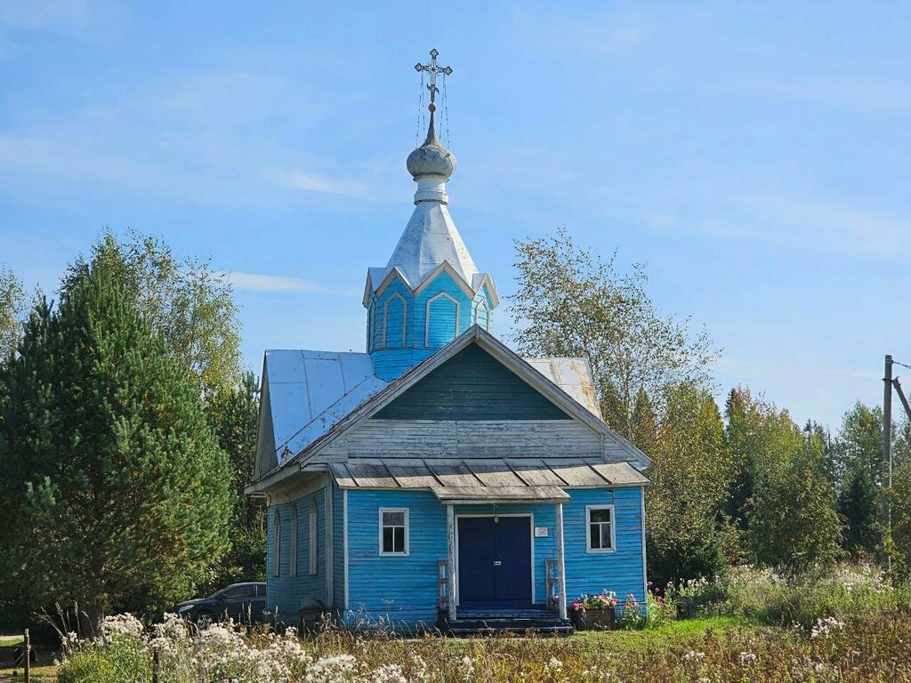 Şapel, haç anıtı Часовня Александра Невского, Vologodskaya oblastı, foto