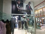 Ozan Exclusive (City of republican subordination Baku, Nizami district, 8th Kilometer Settlement, Gara Garayev Avenue, 313), giyim mağazası  Bakü'den