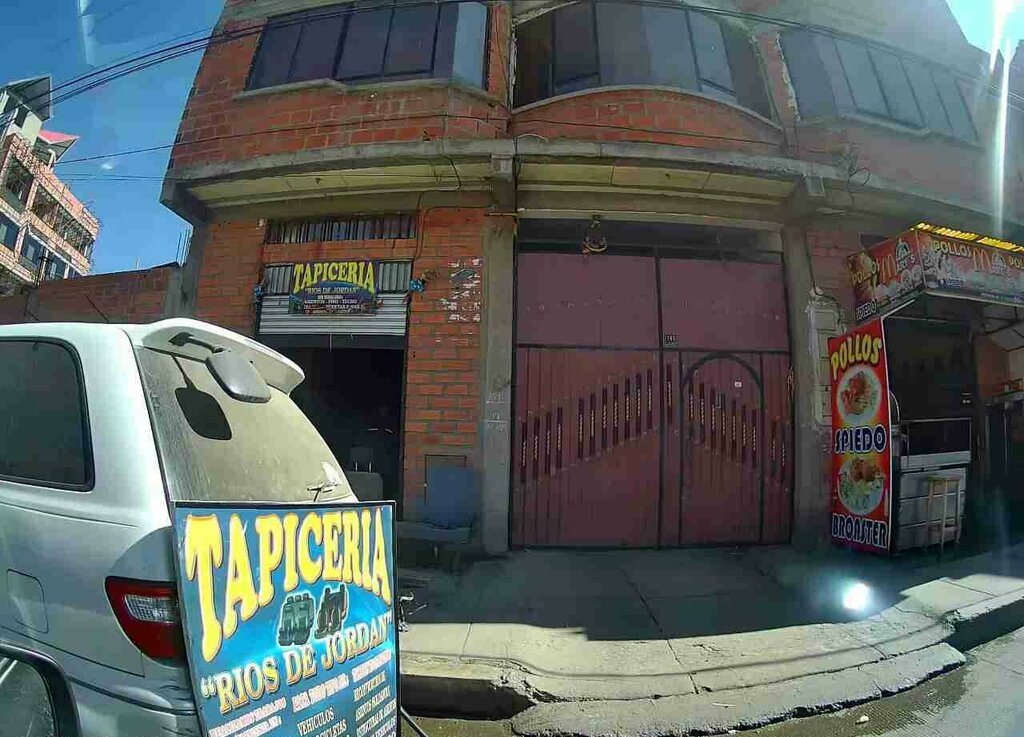 Oto döşeme Rios De Jordan Upholstery, El Alto, foto