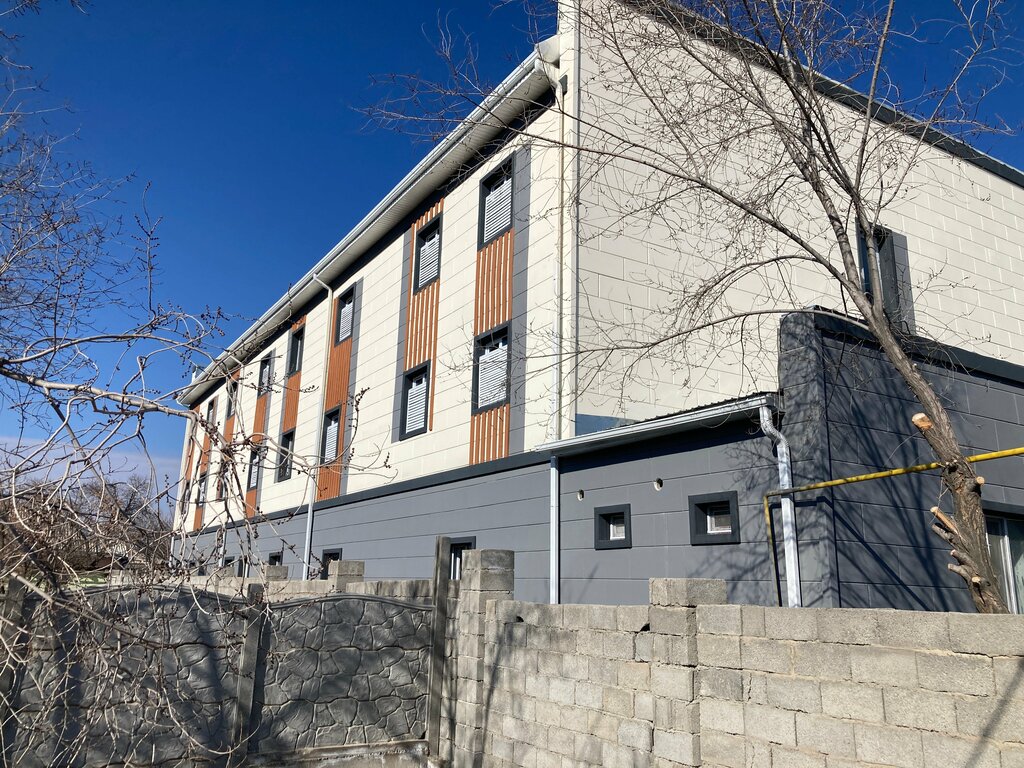 Yurtlar Alatau Dormitory, Türkistan, foto