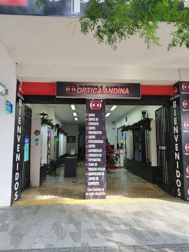 Optik Optiandina, Medellin, foto