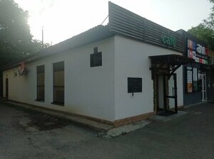 Dolma (proyezd Chernyakhovskogo No:1А, Leninskiy rayon, mikrorayon № 9), kafe  Stavropol'dan