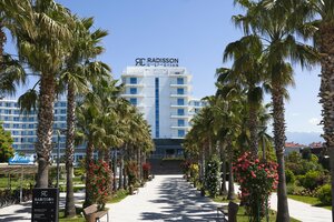 Radisson Collection Paradise Resort & SPA (65 Let Pobedy Street No:50, Urban-Type Settlement of Sirius), otel  Krasnodarski krayından