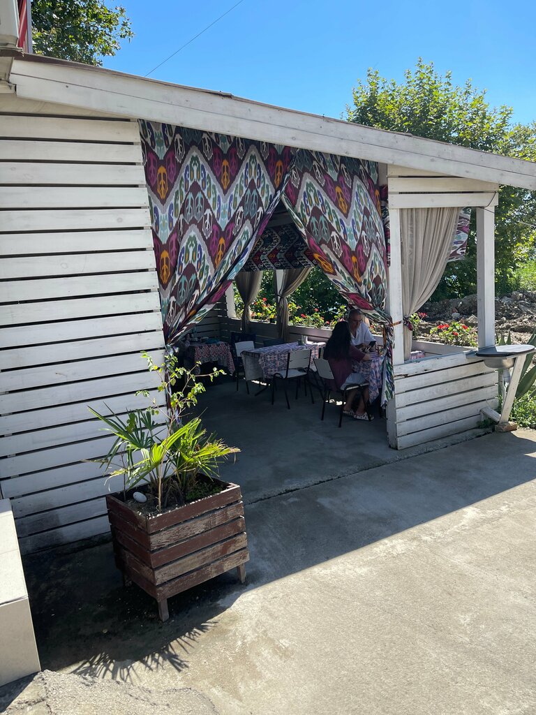 Kafe Чайхана Узбечка, Gudauta Bölgesi, foto