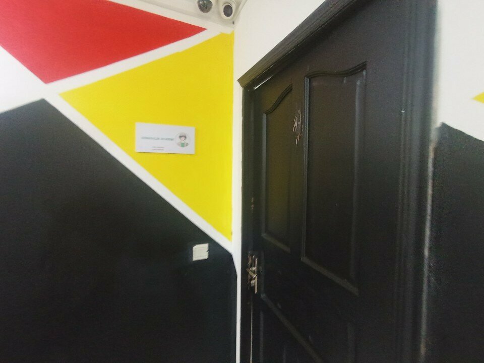 Eğitim merkezleri Lanmugalim academy, Bişkek, foto