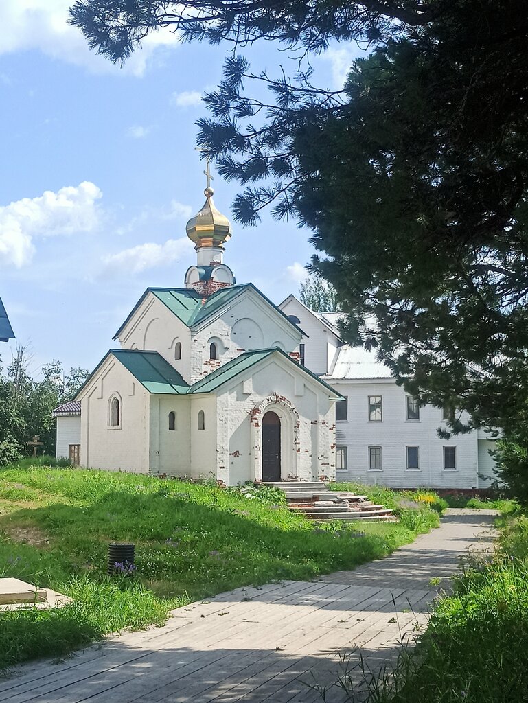 Ortodoks kiliseleri Храм Николая II Царя-страстотерпца, Arhangelskaya oblastı, foto