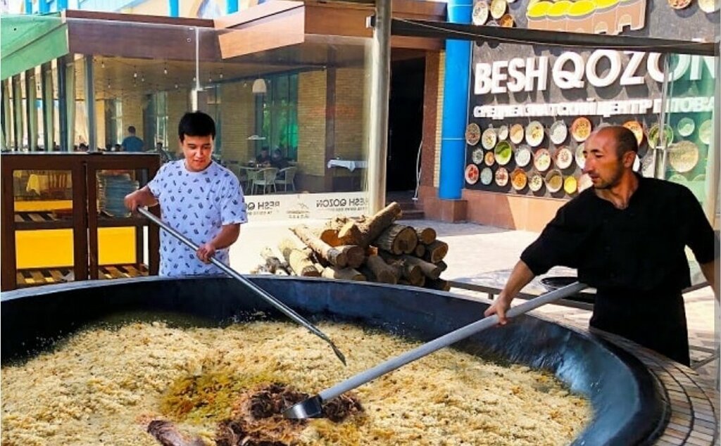 Restoran Özbek Pılavı Restoranı, Kabil, foto