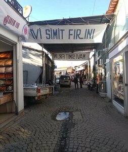 Tarihi Mavi Fırını (Balıkesir, Ayvalık, Hamdibey Mah., 13 Nisan Cad. 14. Sok.), ekmek fırını  Ayvalık'tan