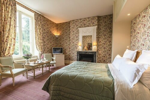 Otel La Chapelle Saint Martin, , foto