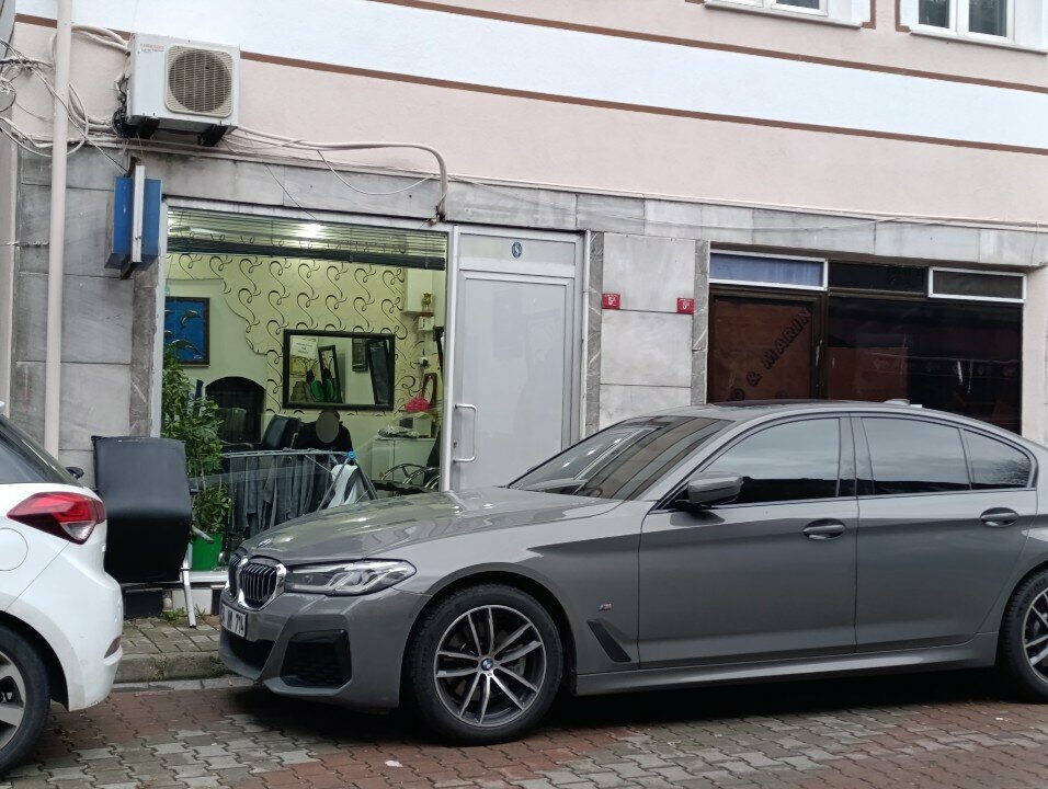 Berberler Mahmut Erkek Kuaförü, İstanbul, foto