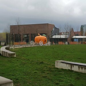 Ters Ev Sakarya (Sakarya, Adapazarı, Şeker Mah., Sakarya Millet Bahçesi), lunapark  Adapazarı'ndan