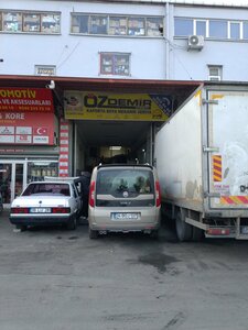 Özdemir Otomotiv (İstanbul, Bahçelievler, Kocasinan Merkez Mah., Egemenlik Cad., 11/3-), otomobil servisi  İstanbul'dan