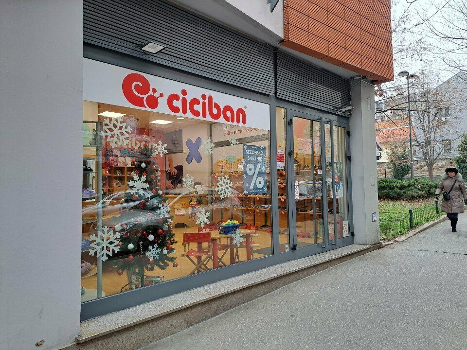 Ayakkabı mağazaları Ciciban, Belgrad, foto