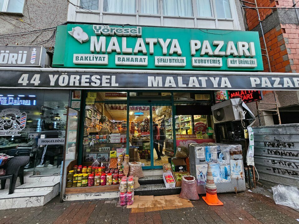 Gıda pazarı Yöresel Malatya Pazarı, İstanbul, foto