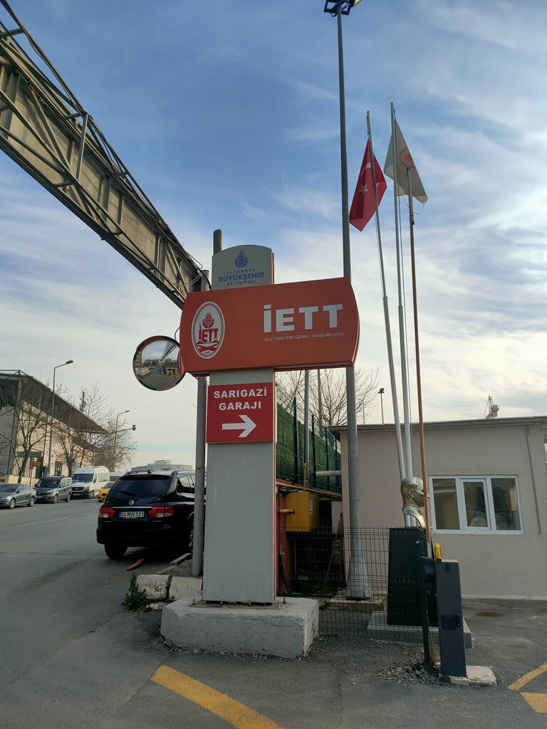 Toplu taşıma yönetimi ve bakımı İett sarıgazi garajı, İstanbul, foto