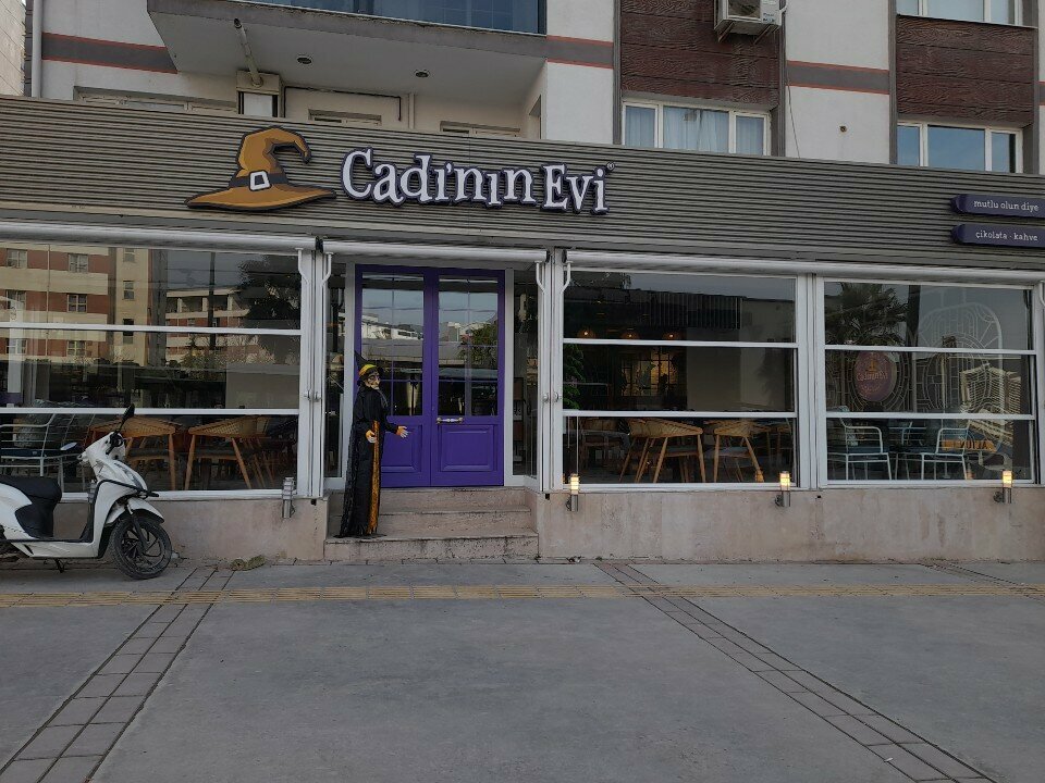 Kafe Cadı'nın Evi, İzmir, foto