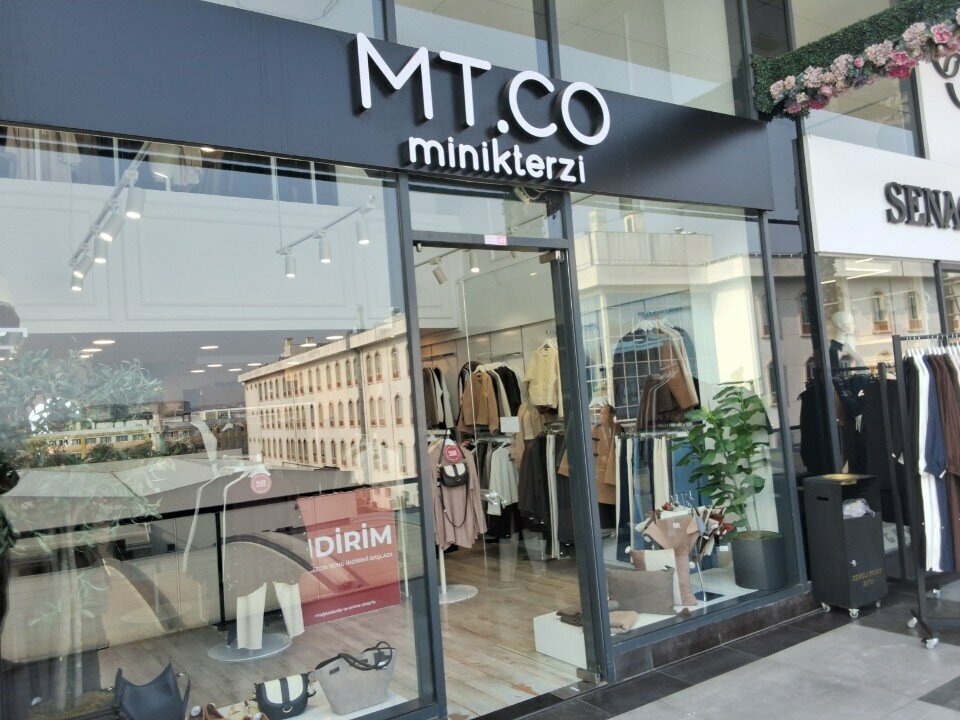 Giyim mağazası Minikterzi, İstanbul, foto
