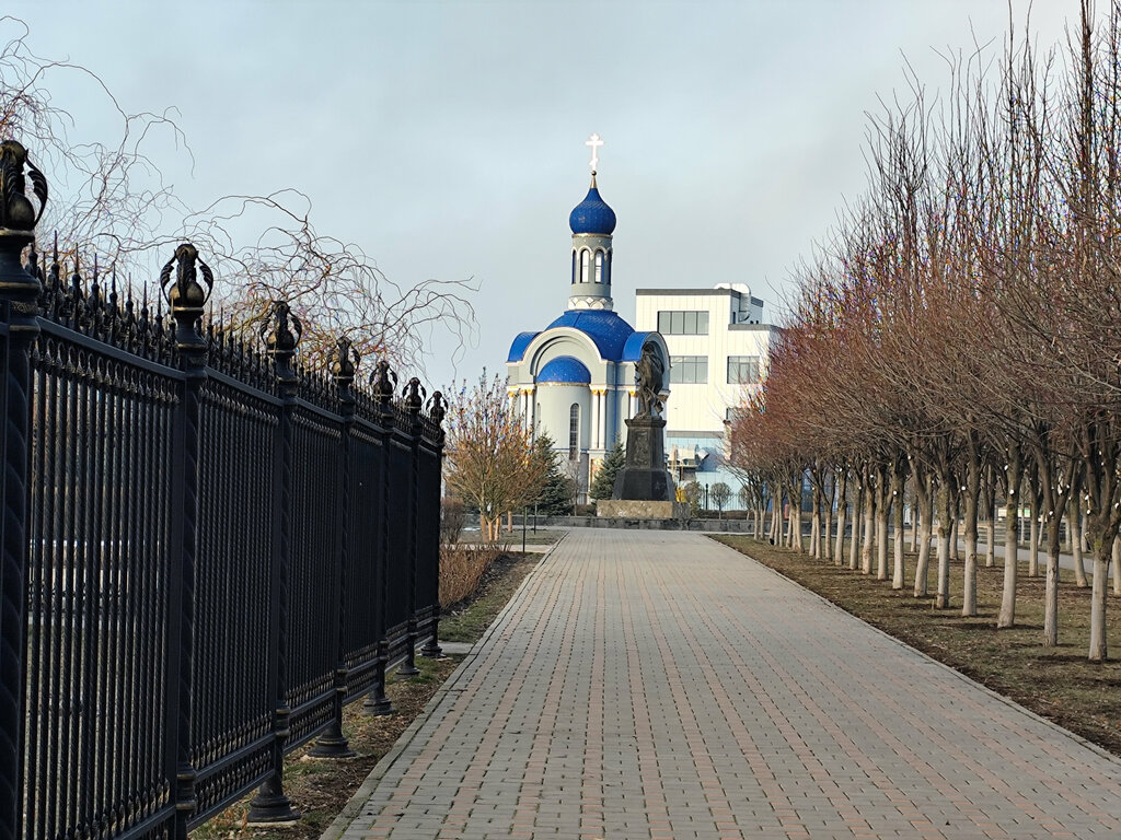 Anıt, heykel Адмирал Фёдор Ушаков, Mikhaylovsk, foto