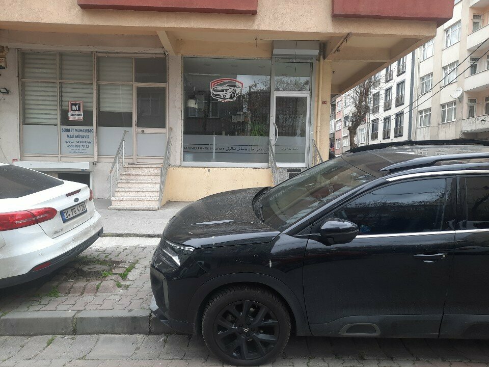 Berberler Urumçi Erkek Kuaförü, İstanbul, foto