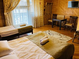 China Village (Mira Street No:18, Village of Khamyshki), otel  Adıge Cumhuriyeti'nden