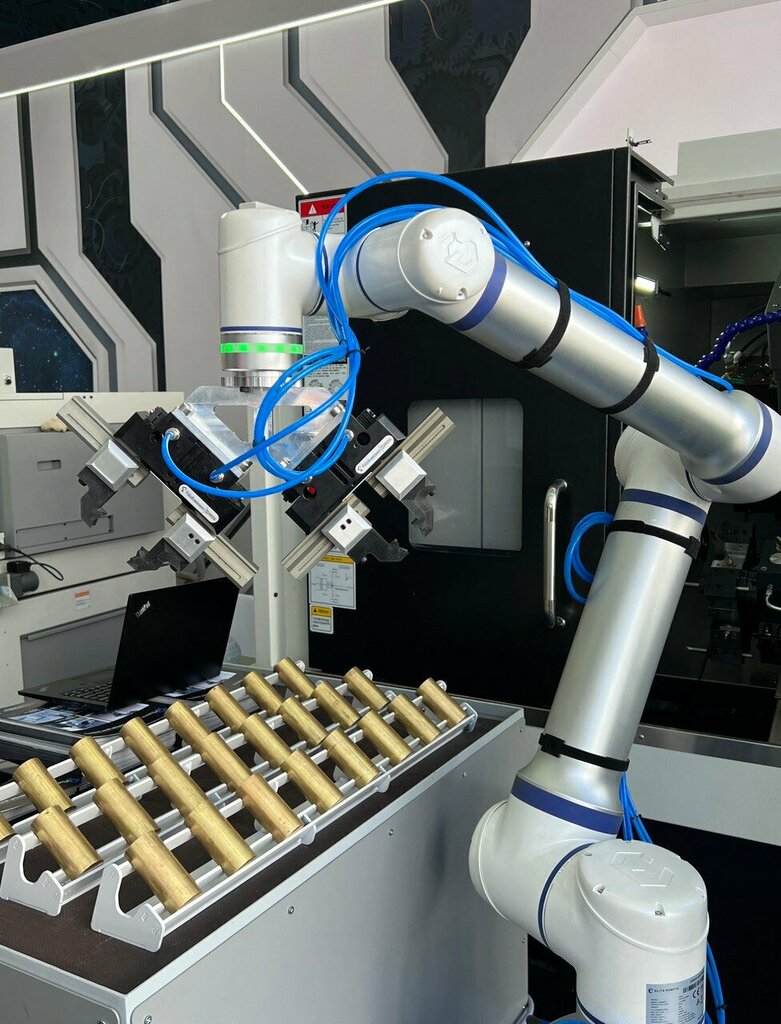 Sanayi ekipmanları firmaları RoboComponent, Moskova, foto
