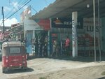 Lubricantes Luis (Santa Cruz de la Sierra, Distrito Municipal 12, Avenida Los Lotes), yağlama ürünleri  Santa‑Krus'tan