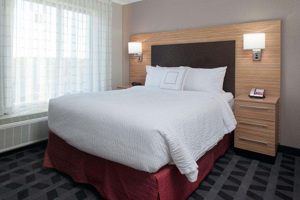 Otel TownePlace Suites by Marriott Detroit Canton, Canton, foto