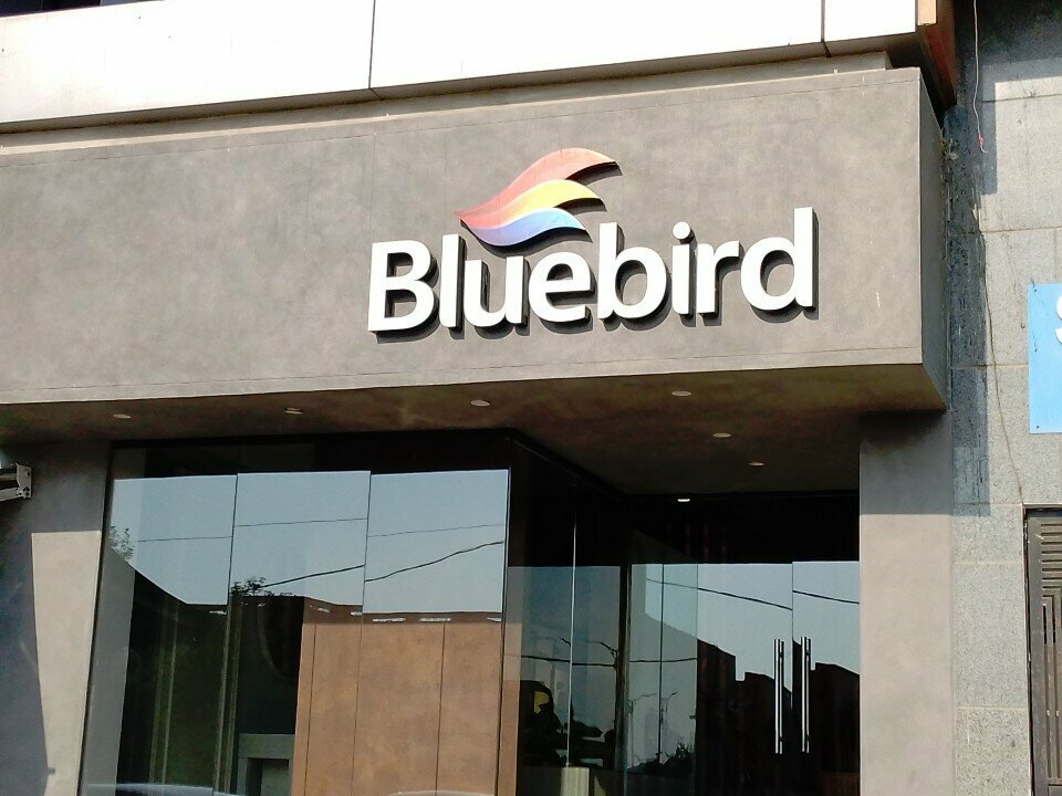 i̇ç mimarlık firmaları Bluebird Paints Texture Studio, Karaçi, foto