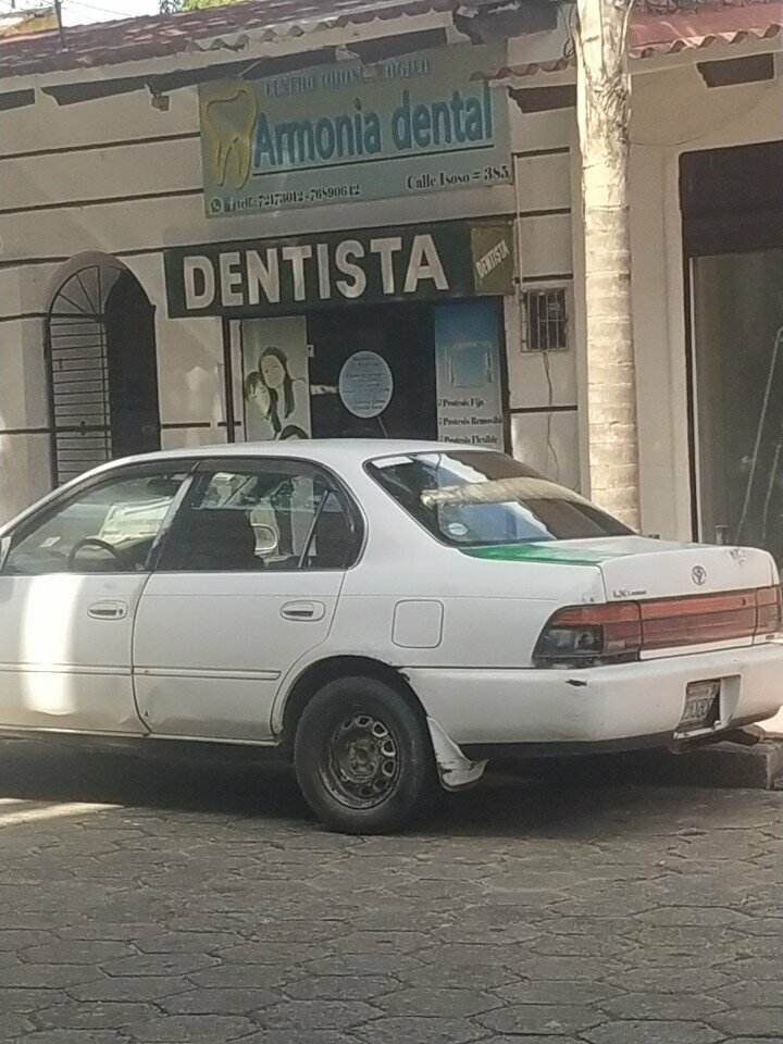 Özel ağız ve diş sağlığı klinikleri ve muayenehaneleri Armonia dental, Santa‑Krus, foto