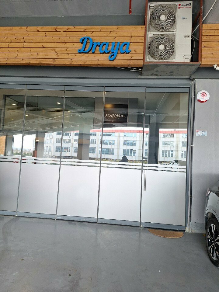 Otomobil satış galerileri Arafollar Otomotiv, İstanbul, foto