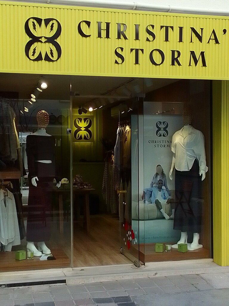 Giyim mağazası Christina's Storm, İzmir, foto