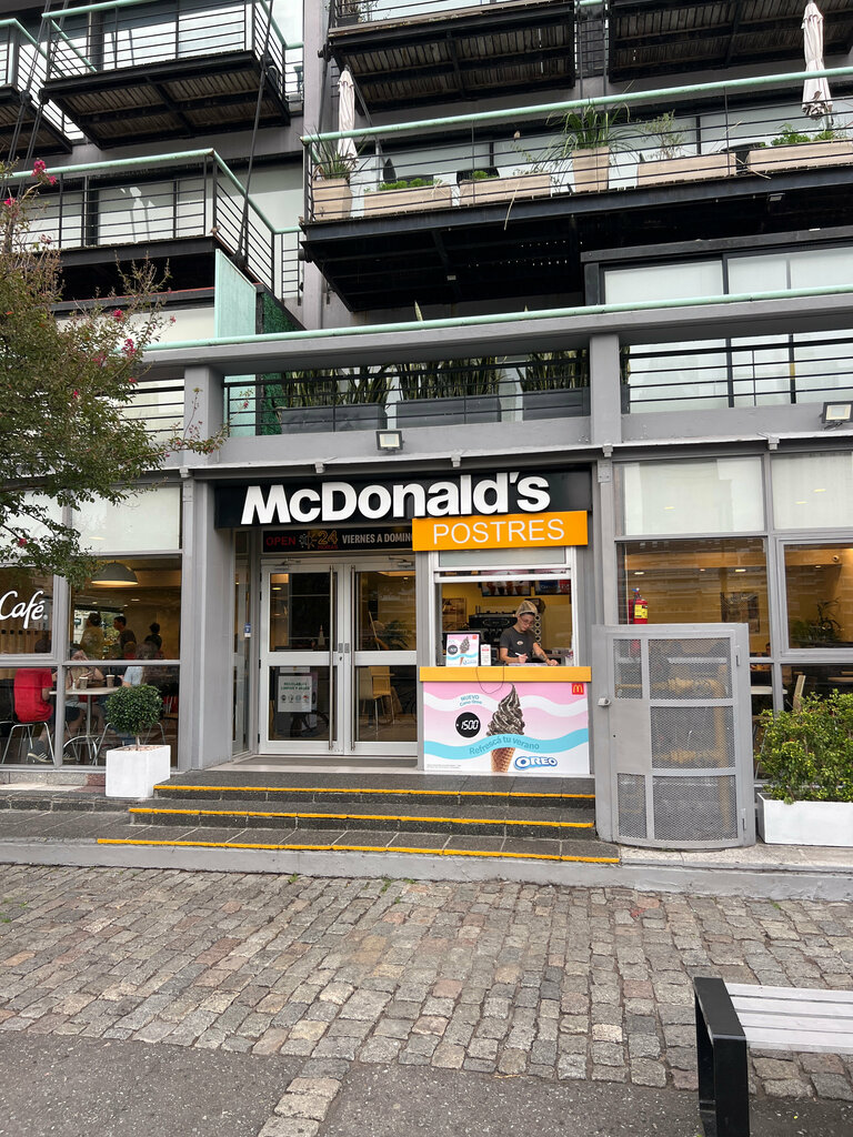 Fast food McDonald's, Buenos Aires, foto