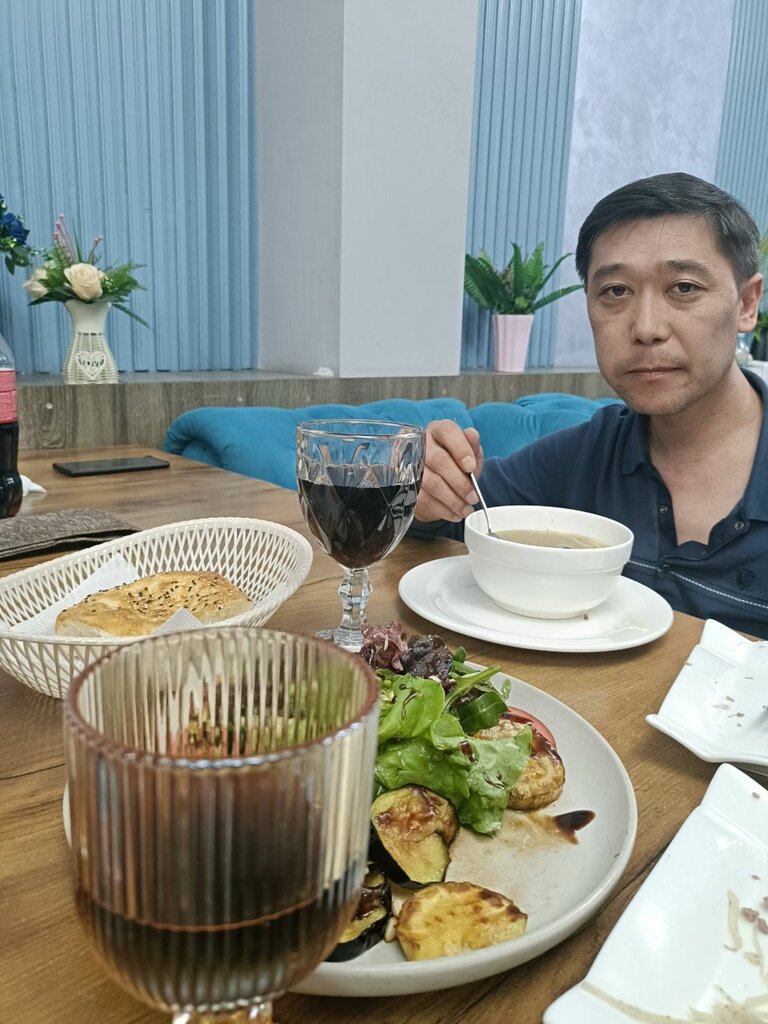 Hazır yemek teslim servisleri Khan, Çimkent (Şımkent), foto