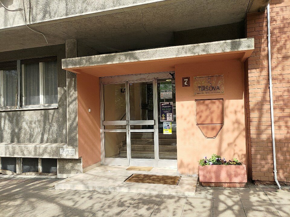 Sosyal yardım kuruluşları Autonomni Ženski Centar, Belgrad, foto