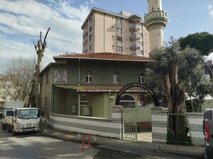 İçerenköy Merkez Cami (İstanbul, Ataşehir, İçerenköy Mah., Merkez Camii Sok., 12), cami  İstanbul'dan