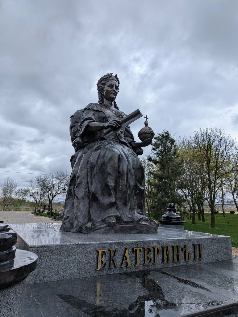 Anıt, heykel Împărătesei Ecaterina a II-a cea mare, Tiraspol, foto