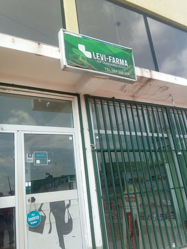 Eczaneler Farmácia, Loanda, foto
